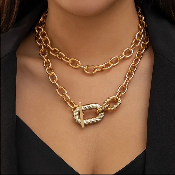Zara | Jewelry | 2pcs Zara Set Gold Double Interlock Oval Circle Link ...